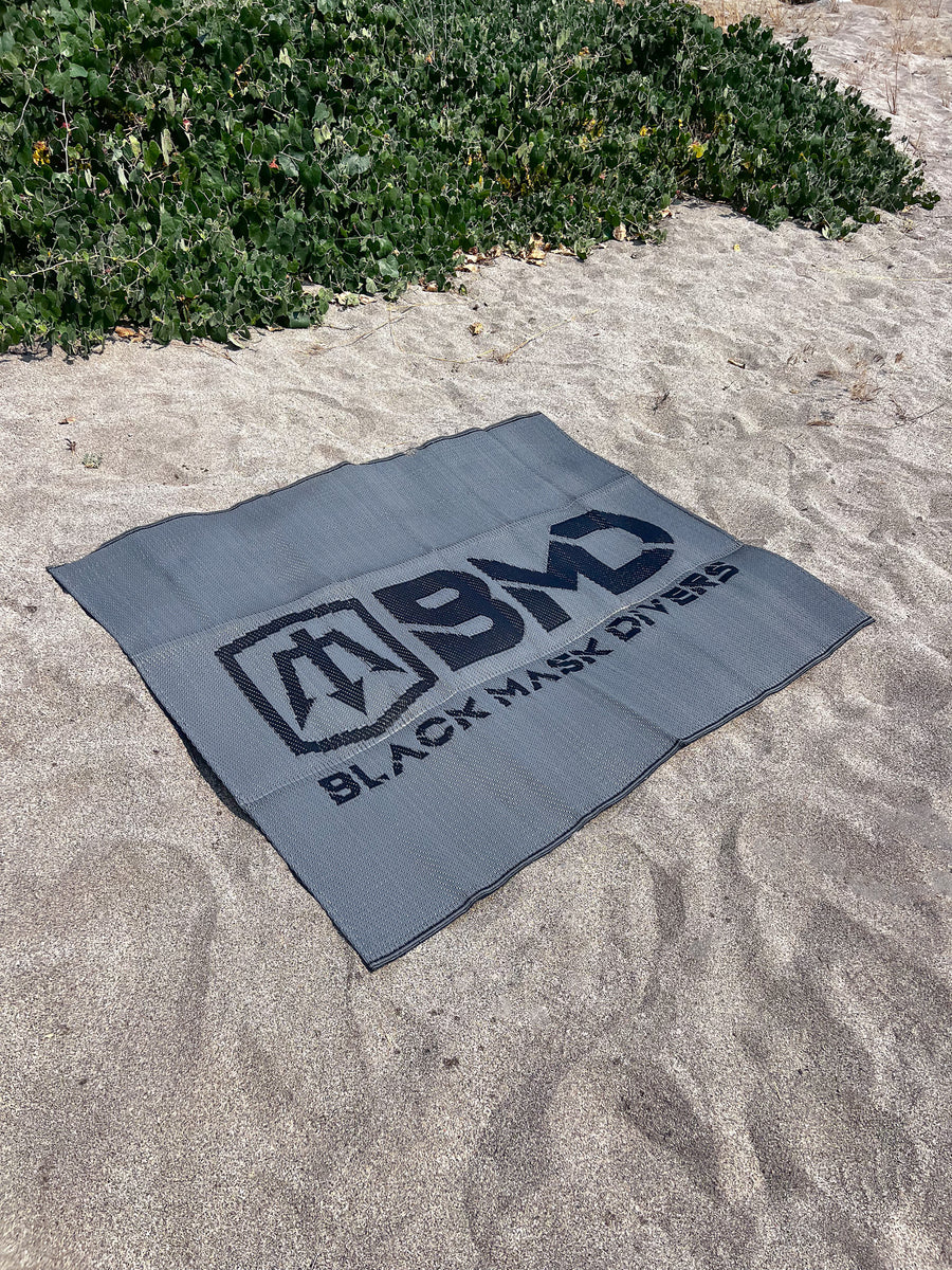 THE GEAR MAT – Black Mask Divers